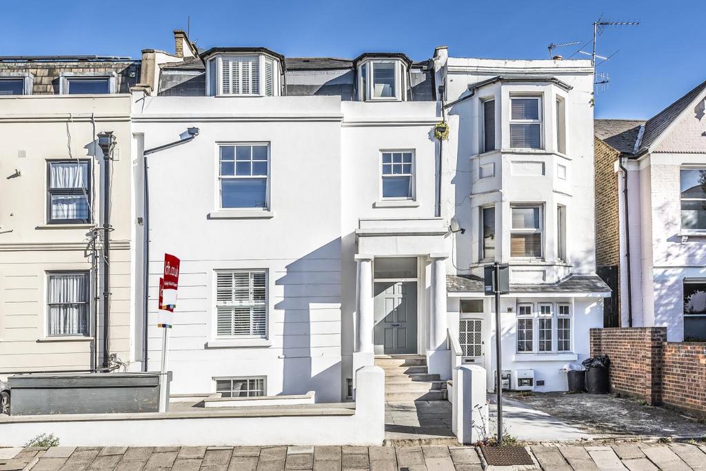 Old Devonshire Road, Balham 2 bed flat - £575,000