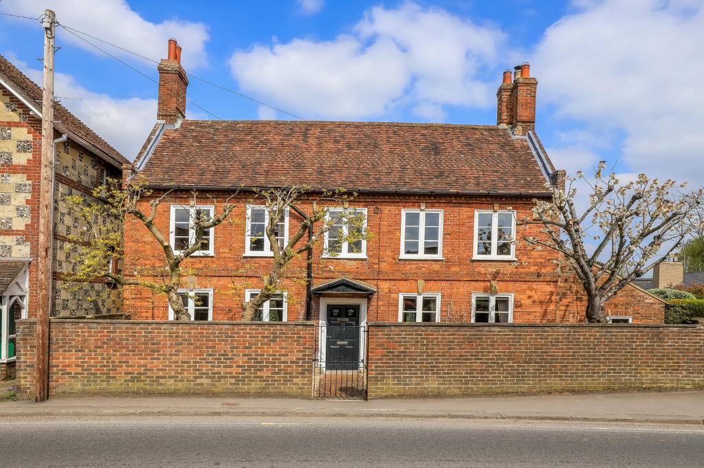 St Johns Square Wilton Salisbury Sp2 5 Bed Detached House For Sale