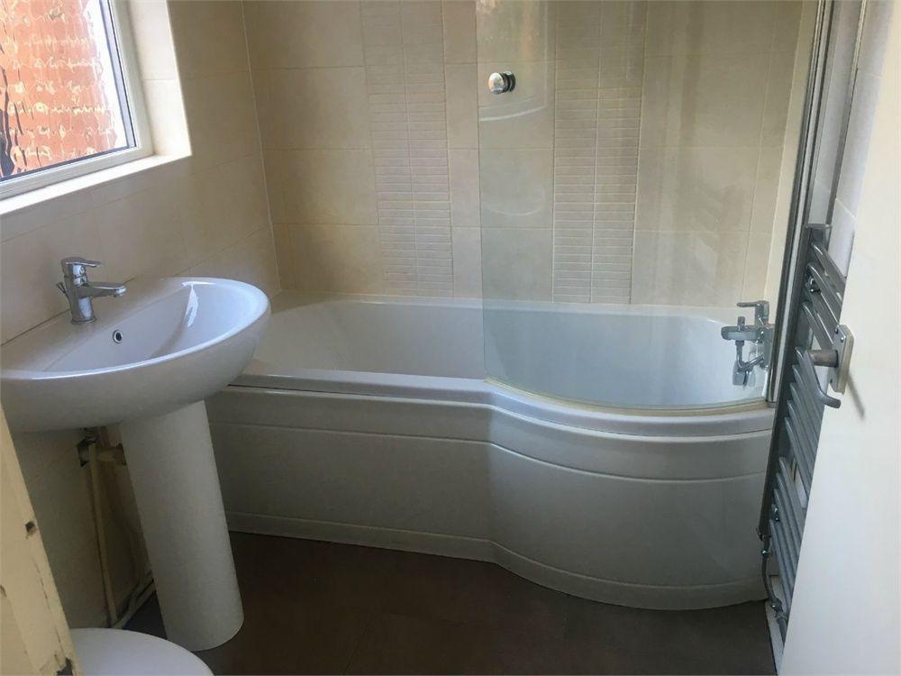 Percy Terrace, Whitburn, Sunderland 2 bed cottage - £695 pcm (£160 pw)