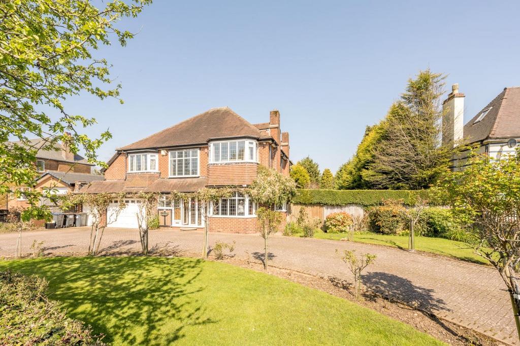 Fitz Roy Avenue Harborne Birmingham B17 8rj 5 Bed Detached House For