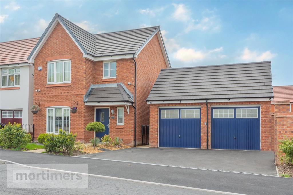 David Lloyd Way, Accrington, BB5 3 bed detached house - £310,000
