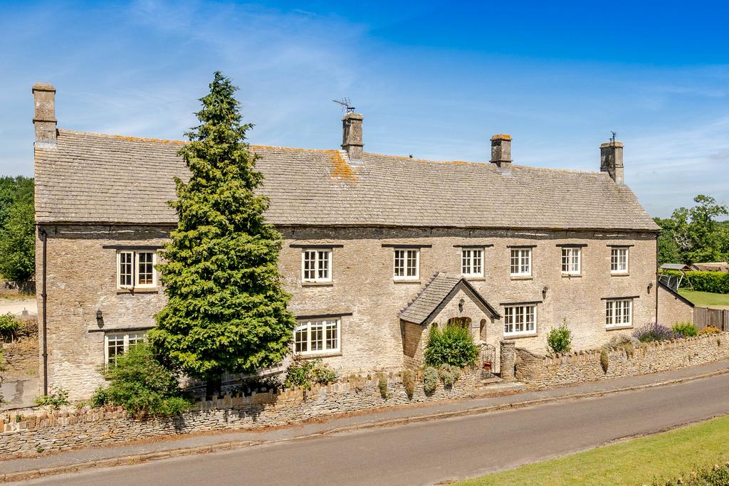 Sevington, Grittleton 6 bed farm house - £1,350,000