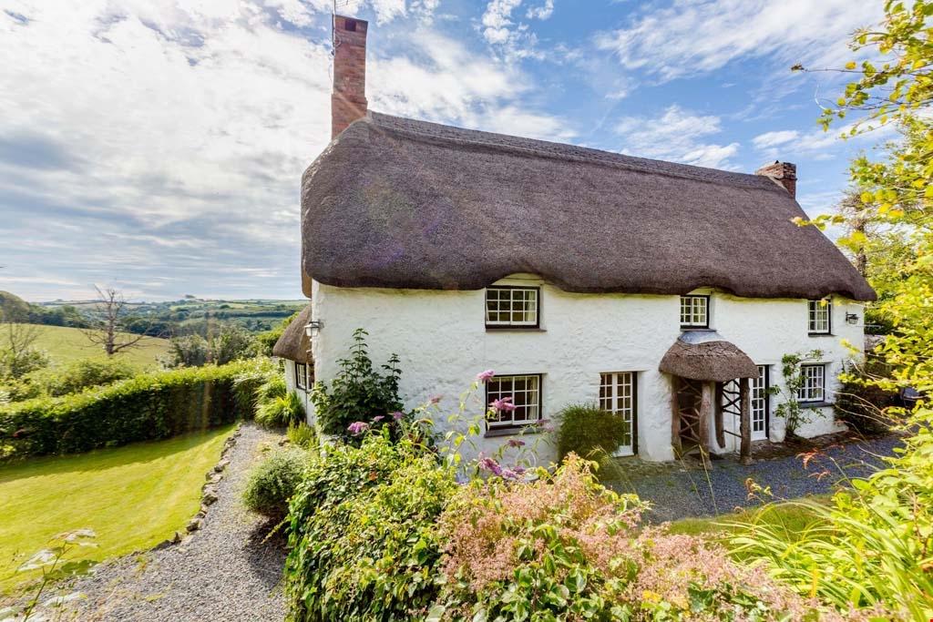 Manaccan, Nr. Helford River, Cornwall 4 bed detached house for sale - £ ...