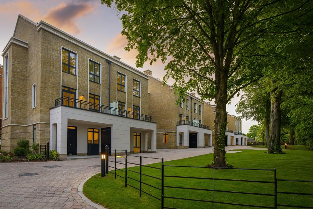 Royal Terrace, Knights Quarter... 4 bed end of terrace house - £1,550,000