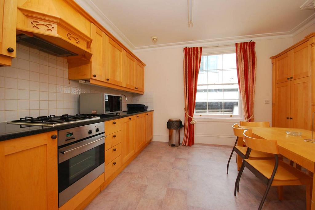Craven Street, Covent Garden, London, WC2N 3 bed maisonette to rent - £ ...