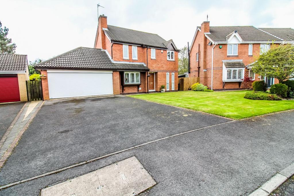 Lanchester, Fatfield, Washington, NE38 5 bed detached house - £395,000