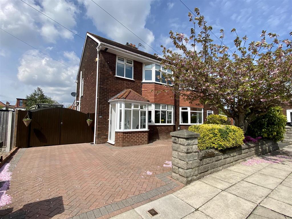 Moorfield Road, Liverpool 3 bed semi-detached house - £295,000