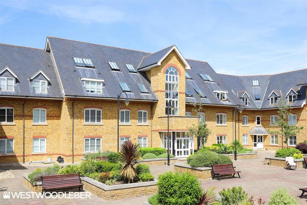 Stewart Place, Station Road, Ware SG12 2 bed flat - £269,500