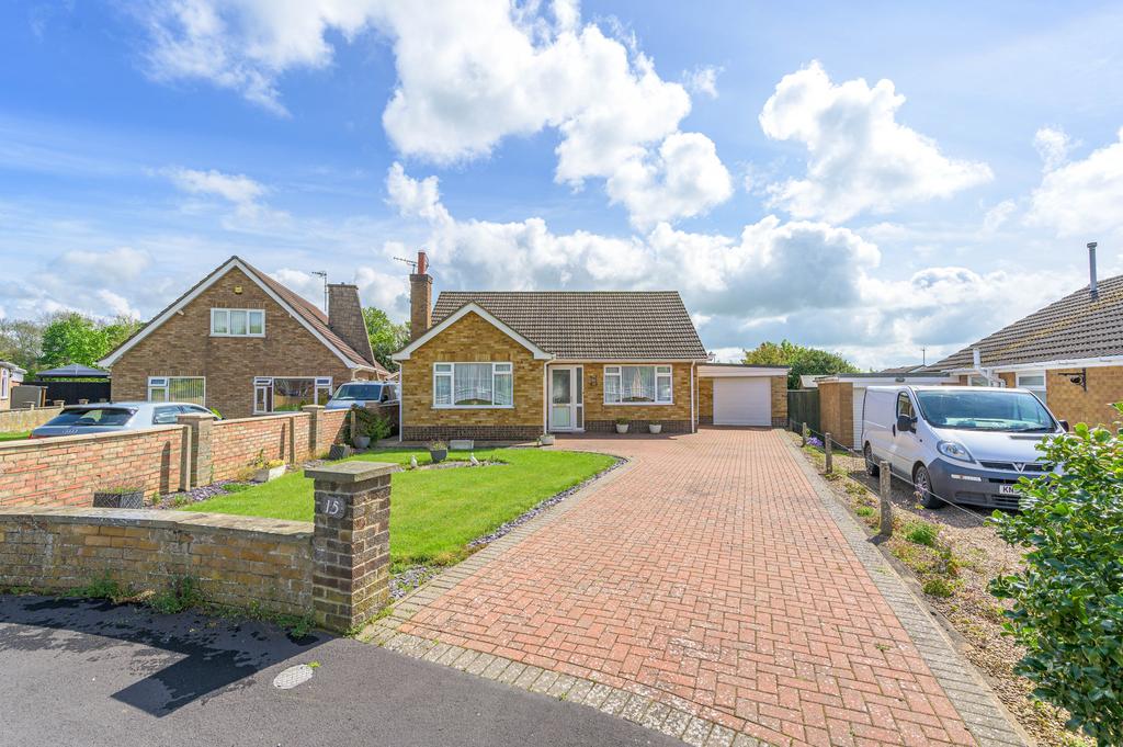 Winston Road, Spilsby, PE23 3 bed detached bungalow - £295,000