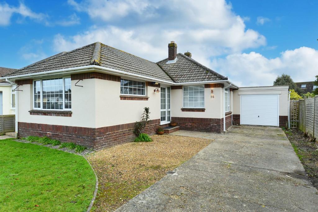 Sea Road Barton On Sea New Milton 2 Bed Bungalow For Sale £499 950
