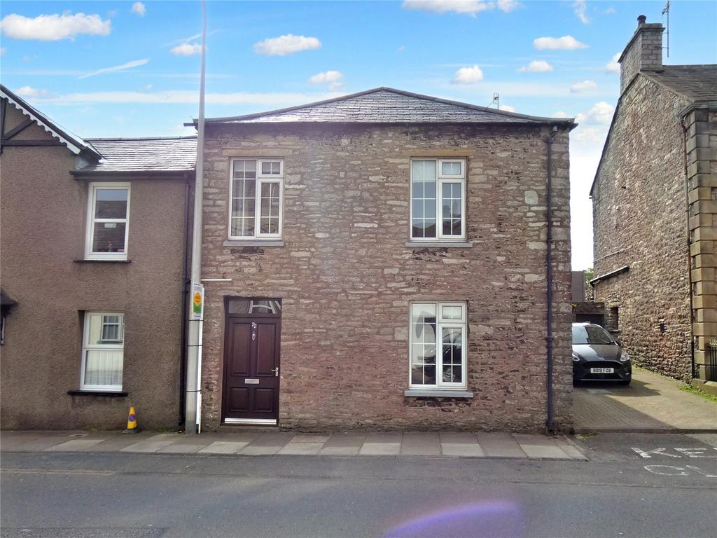 High Street, Kirkby Stephen, CA17 2 bed end of terrace house - £155,000