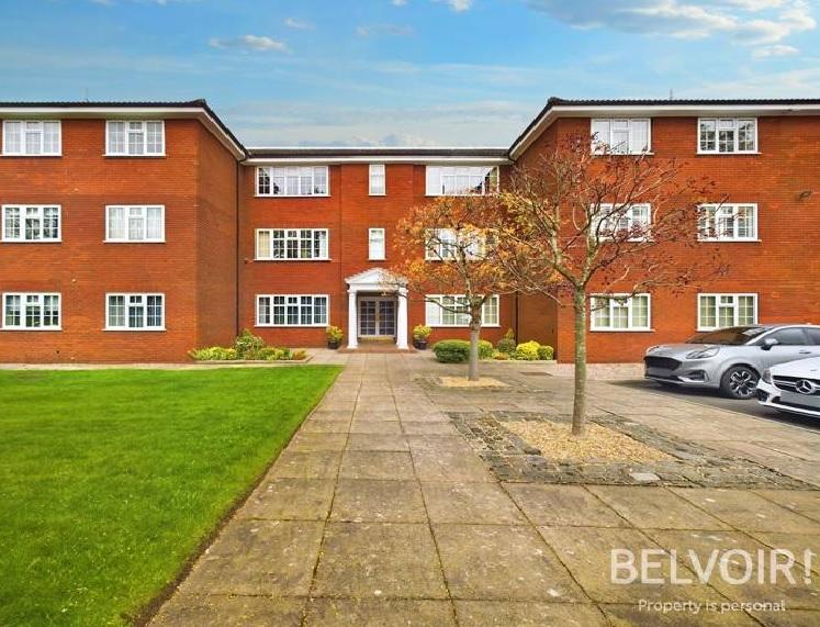 Sutherland Court, Trentham, Stoke On... 2 bed flat - £210,000