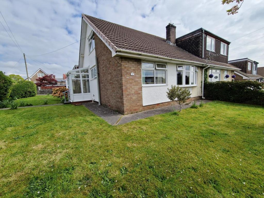 Verland Way, Pencoed, Bridgend 3 bed semi-detached bungalow - £220,000