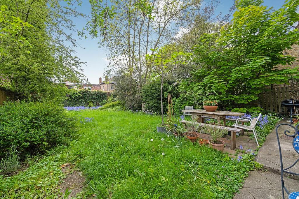 Christchurch Road, SW2 1 bed flat for sale - £320,000