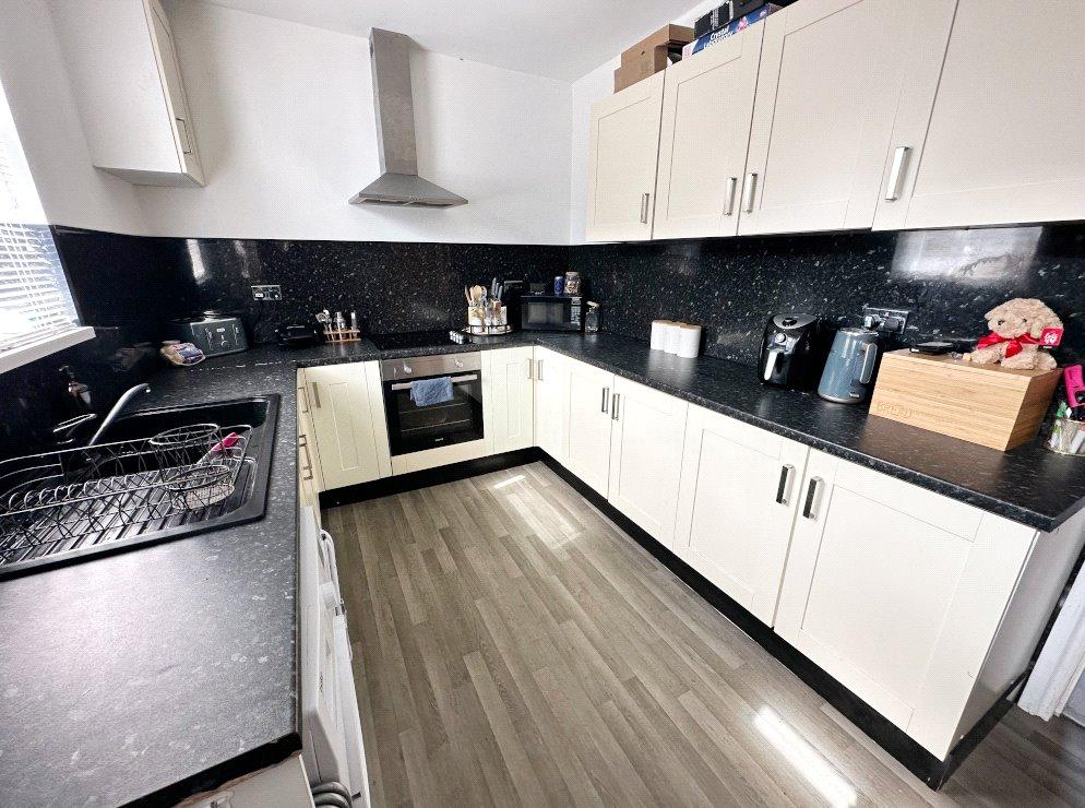 York Street, Catchgate, Stanley, DH9 3 bed end of terrace house for ...