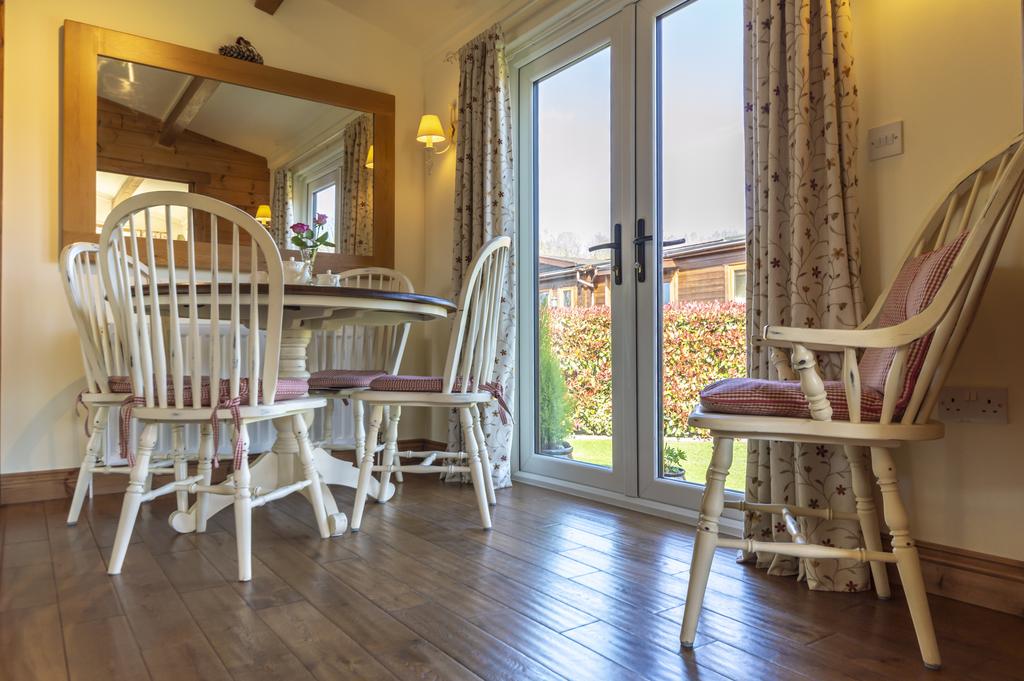 Beechwoods, Button Bridge, Kinlet, DY12 3HS 2 bed lodge for sale - £210,000