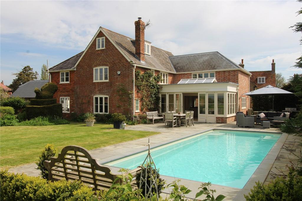 The Street, Appledore, Ashford, Kent... 5 bed detached house - £3,800 ...