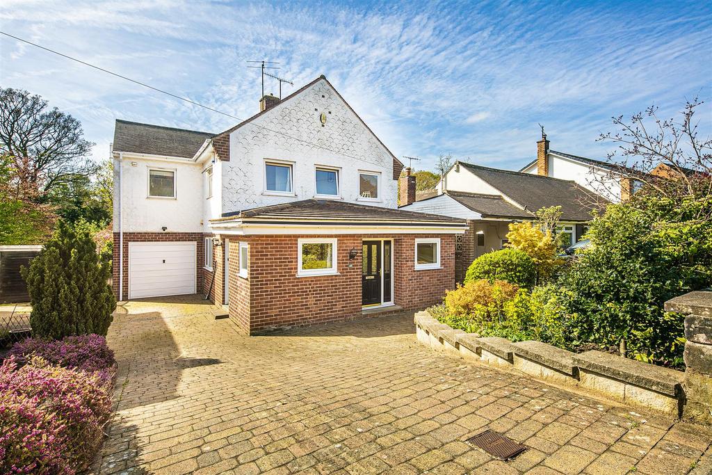 49 King Ecgbert Road, Dore, S17 3QR 3 bed detached house - £600,000