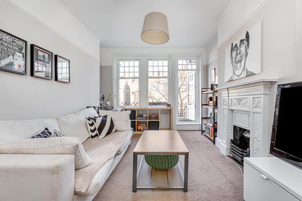 Ashlake Road, London SW16 2 bed flat - £475,000