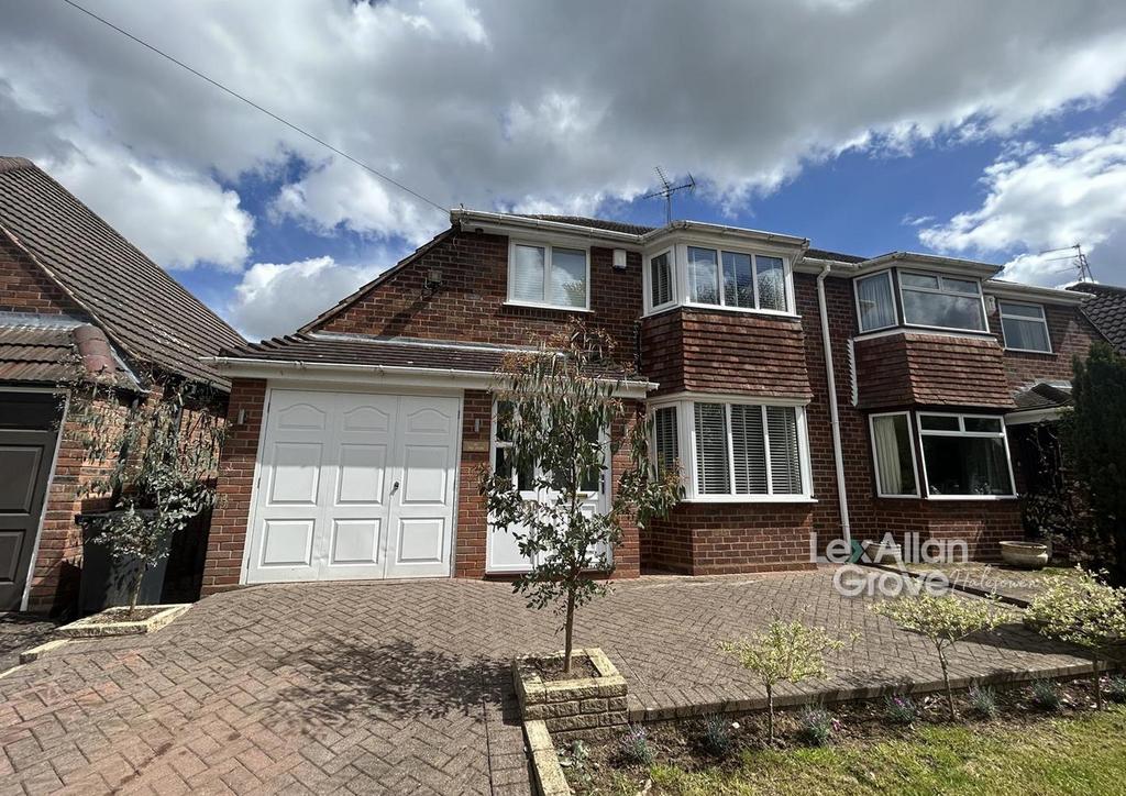 Fallowfield Road Halesowen 3 Bed Semi Detached House For Sale £340 000
