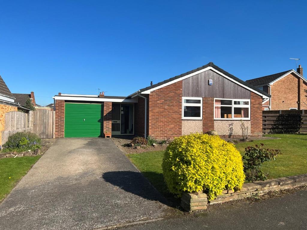 Chase Way Great Sutton Ellesmere Port 3 Bed Detached Bungalow For