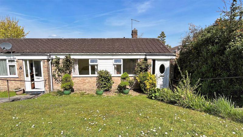 Fairway Rise, Chard 2 bed bungalow - £165,000