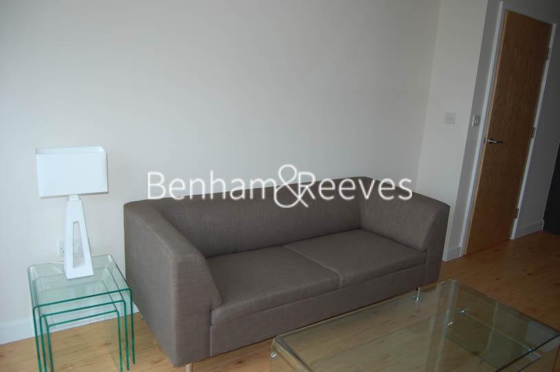 Heritage Avenue, Colindale NW9 1 bed apartment - £1,550 pcm (£358 pw)