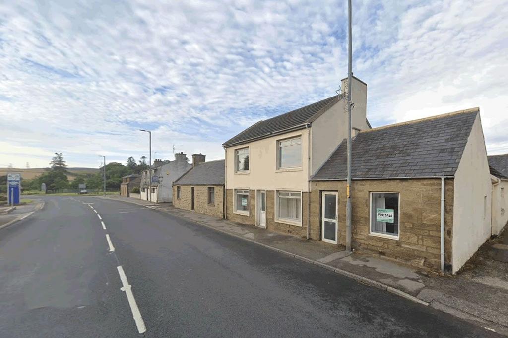 Moss Street, Keith AB55 1 bed end of terrace house - £25,000