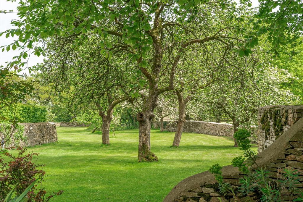 Saddlewood, Leighterton, Tetbury... Farm for sale - £7,950,000