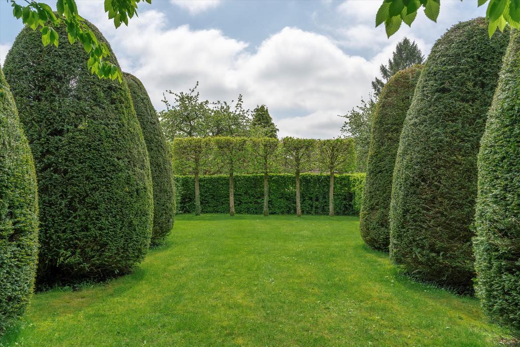 Saddlewood, Leighterton, Tetbury... Farm for sale - £7,950,000