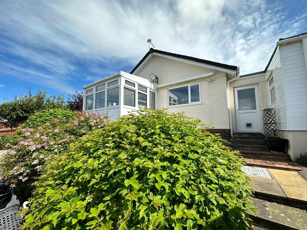 Torrington, Devon 2 bed bungalow - £270,000