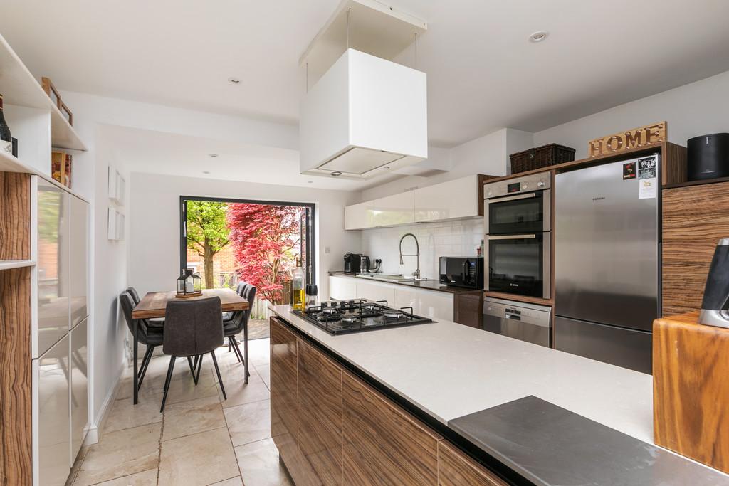 Clifton Road, Winchester, SO22 2 bed terraced house - £650,000