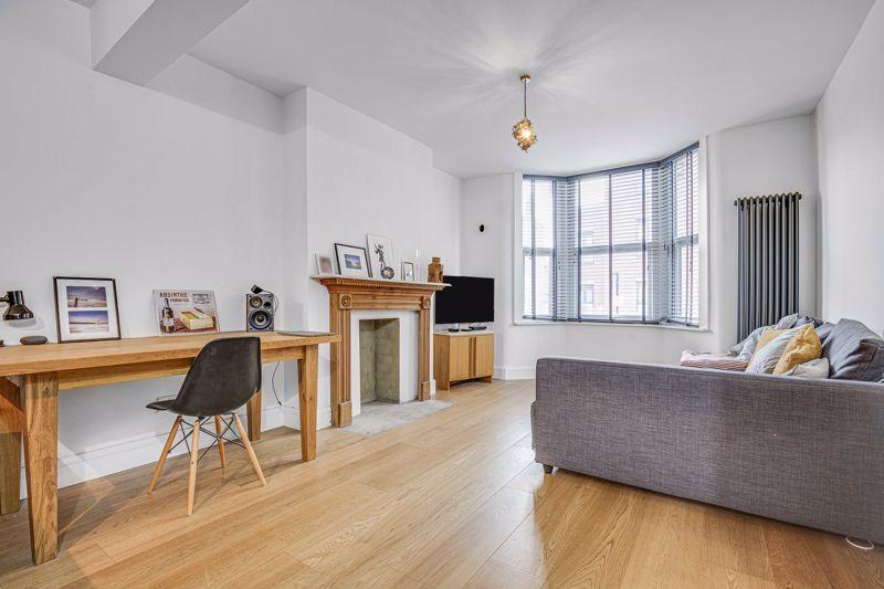 Kenworthy Road, Hackney E9 1 bed flat - £1,820 pcm (£420 pw)