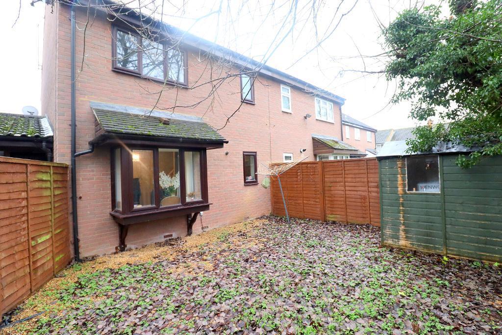 Copperfields, L & D Borders, Luton... 1 bed cluster house - £190,000