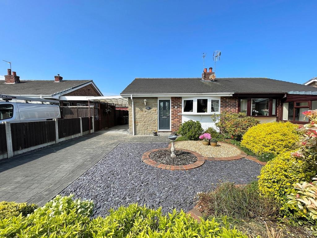 Shaw Crescent, Formby, Liverpool, L37 2 bed semi-detached bungalow - £ ...