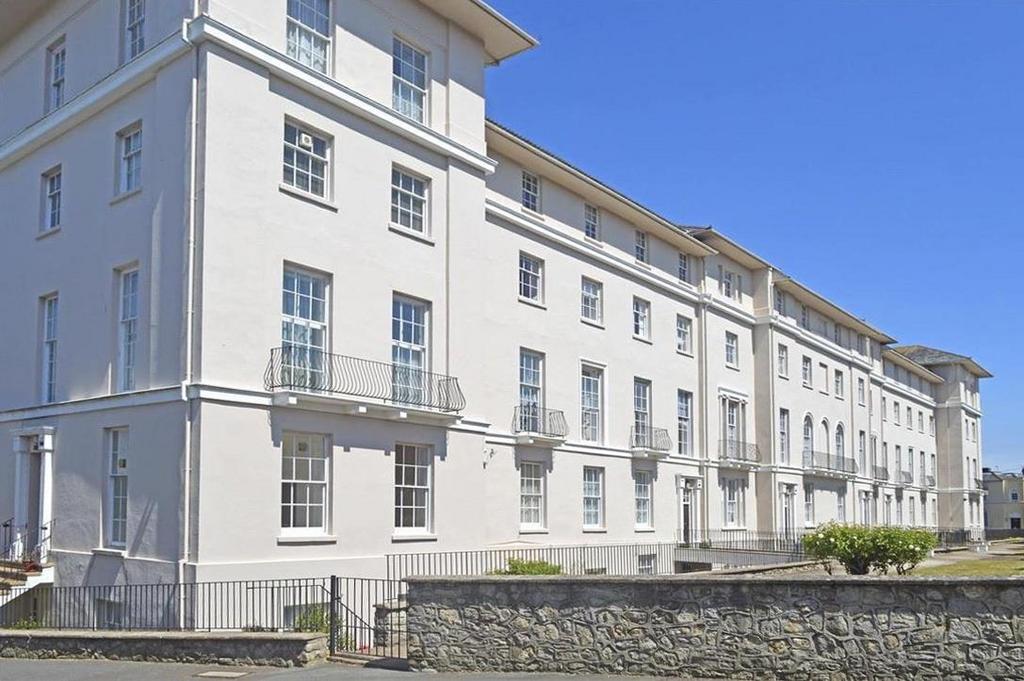 Brigstocke Terrace, Ryde 2 bed apartment - £225,000