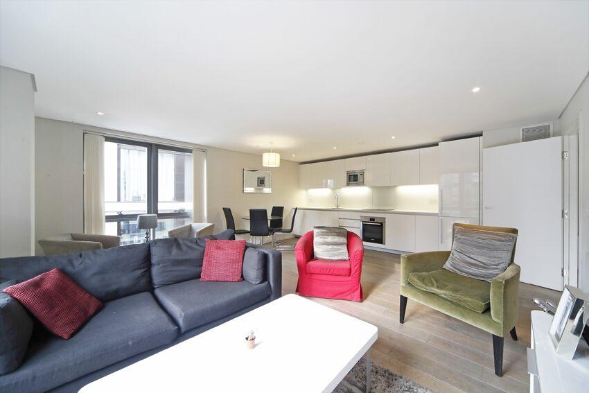 4 Merchant Square East London W2 2 bed apartment - £4,117 pcm (£950 pw)