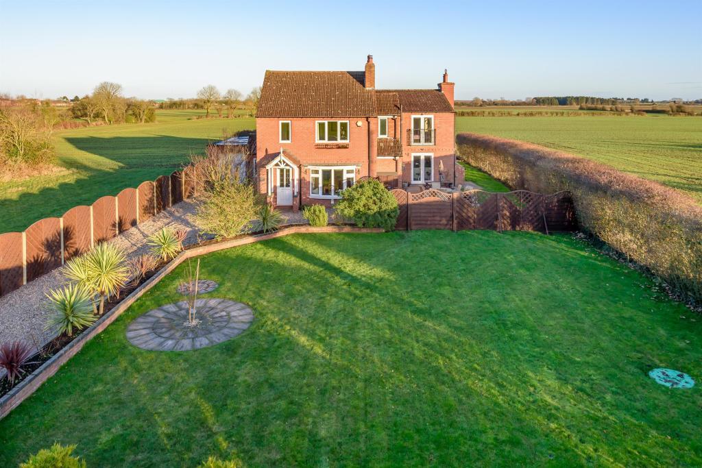 Station Road, Little Steeping, PE23 4 bed detached house - £425,000