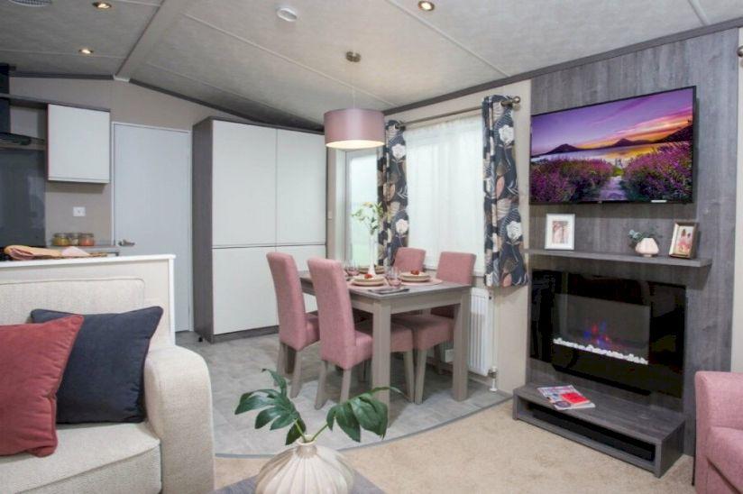 Avondale Park, Colden Common SO21 2 bed park home for sale - £124,950