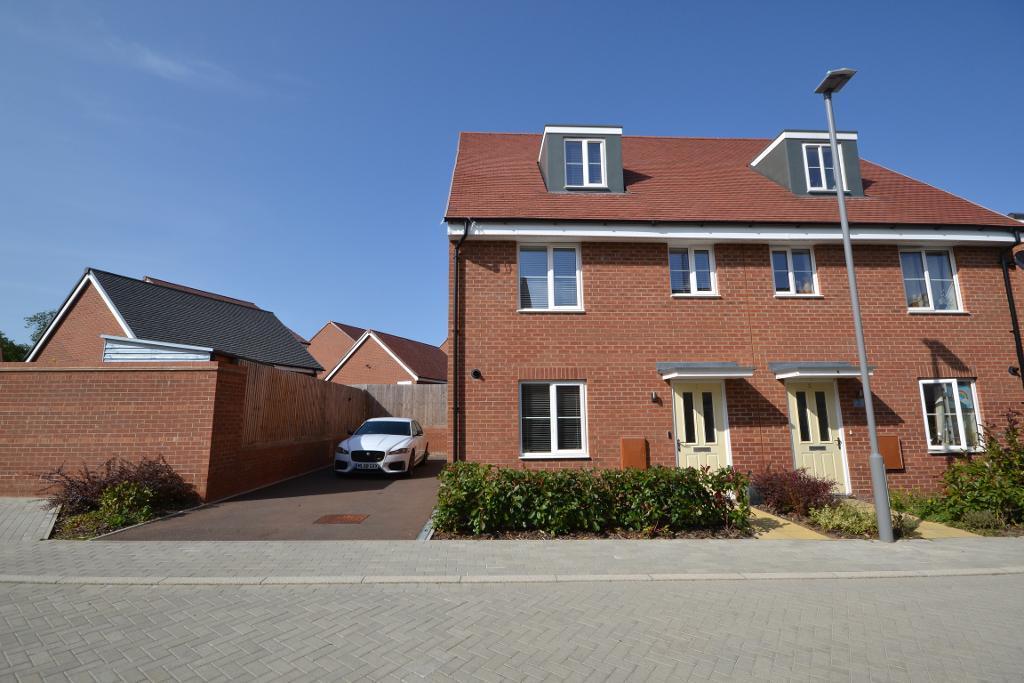 Kingsmead, Milton Keynes MK4 4 bed semi-detached house - £435,000