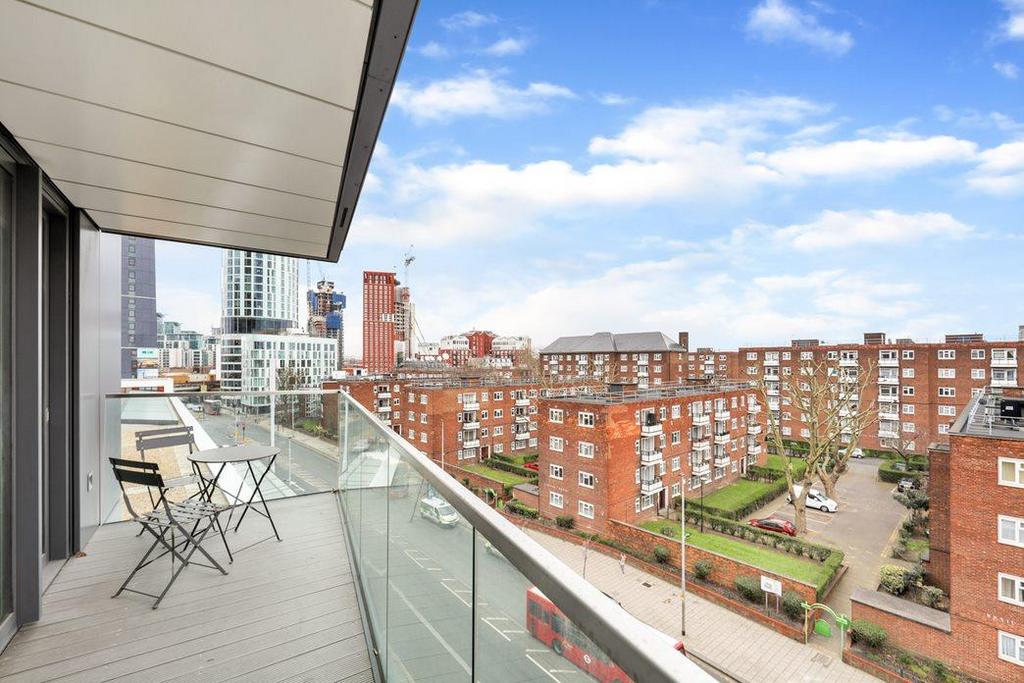 Pinto Tower, Nine Elms Point 2 bed apartment - £3,200 pcm (£738 pw)