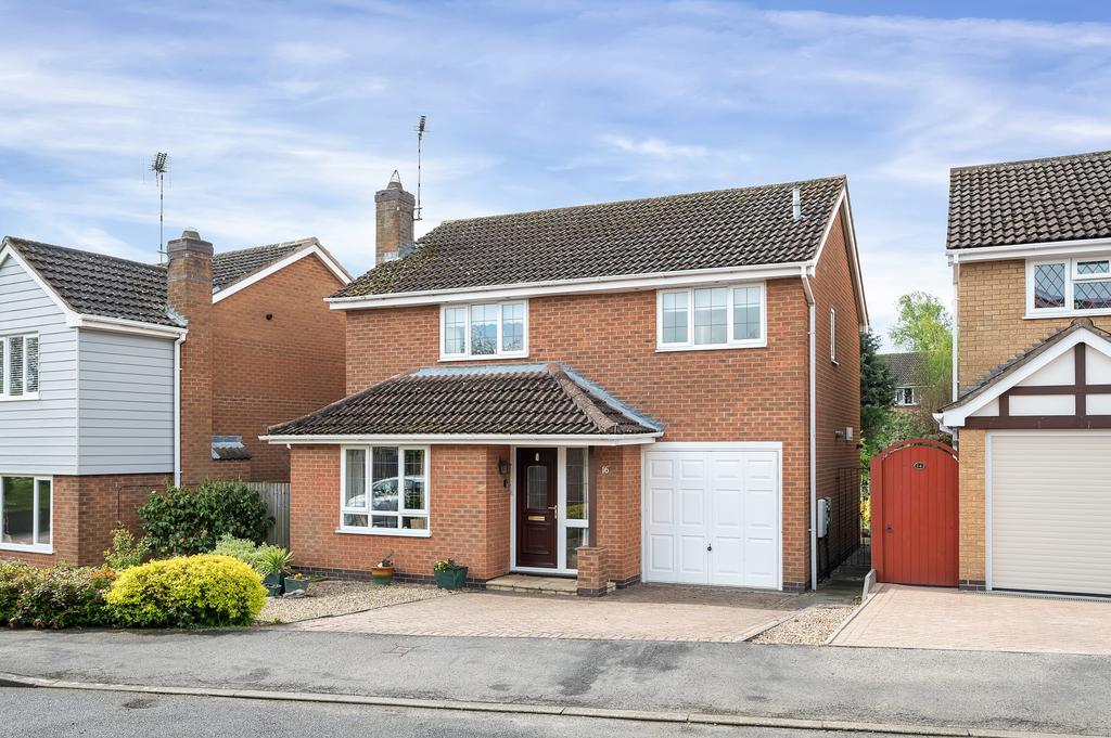 Partridge Way, Oakham 4 bed detached house - £375,000