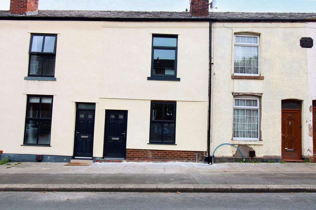 Stockport Road, Hyde SK14 2 bed terraced house - £179,995