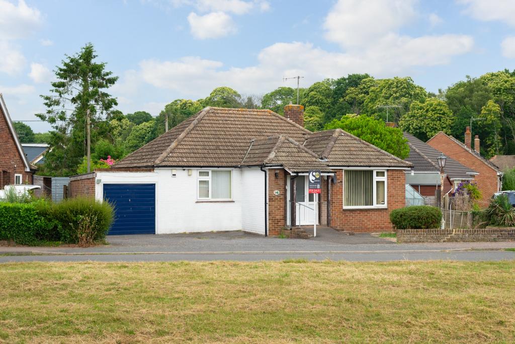 Bournewood, Hamstreet 3 bed detached bungalow - £350,000