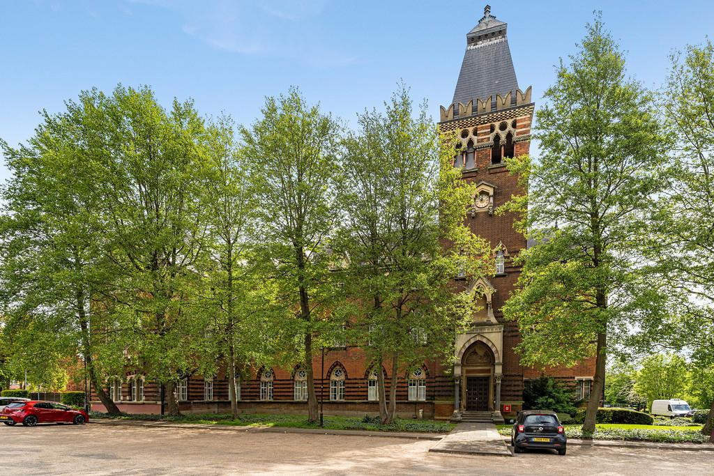 Clock Court, Victory Road, Wanstead 1 bed apartment for sale - £340,000