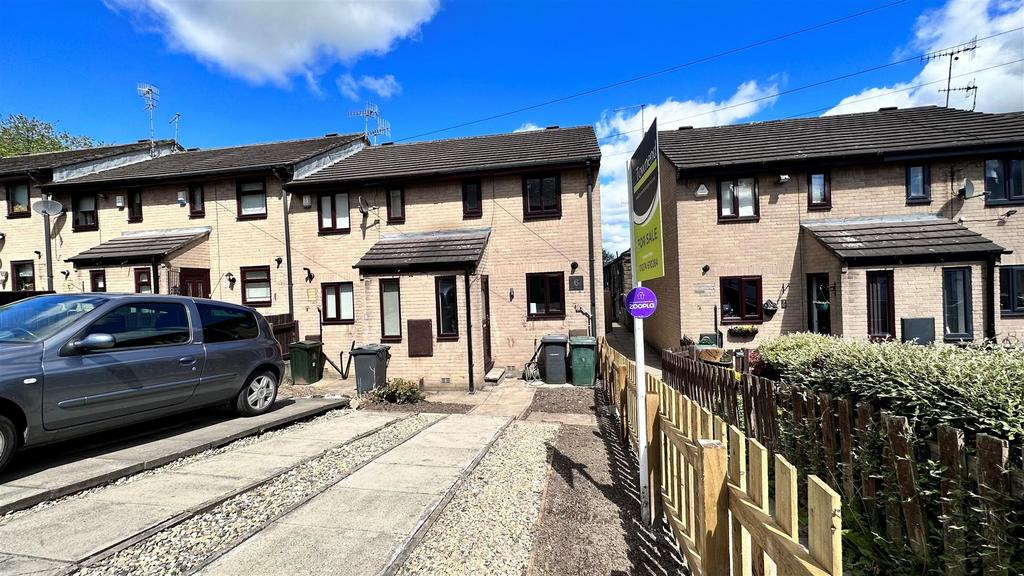 Green Row, Bradford 2 bed townhouse - £127,500