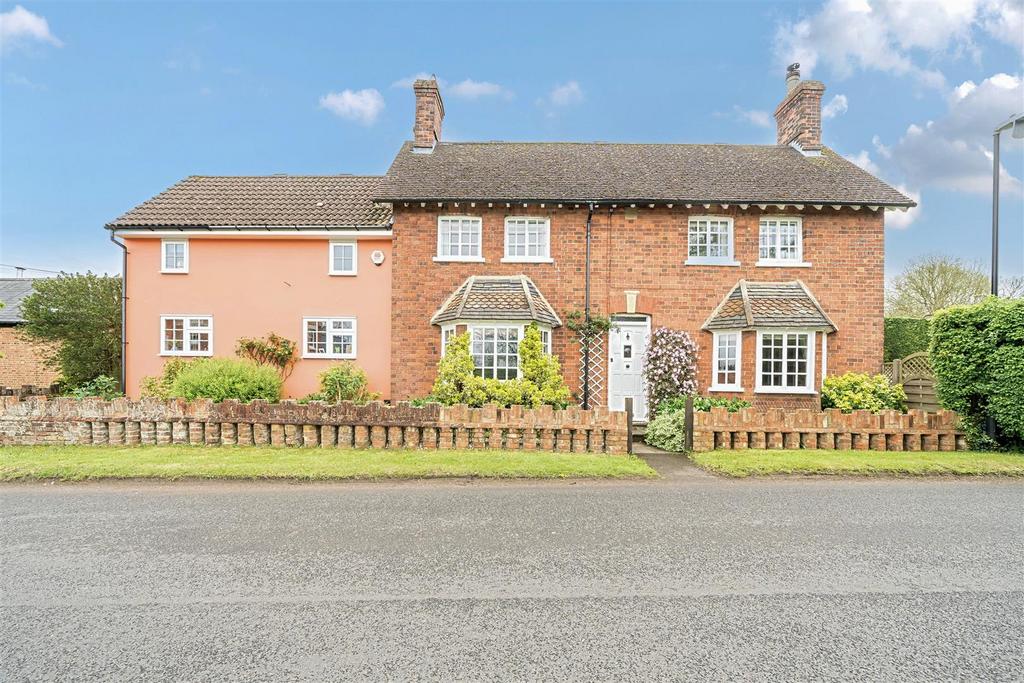 High Street, Riseley, Bedford 4 bed detached house - £650,000