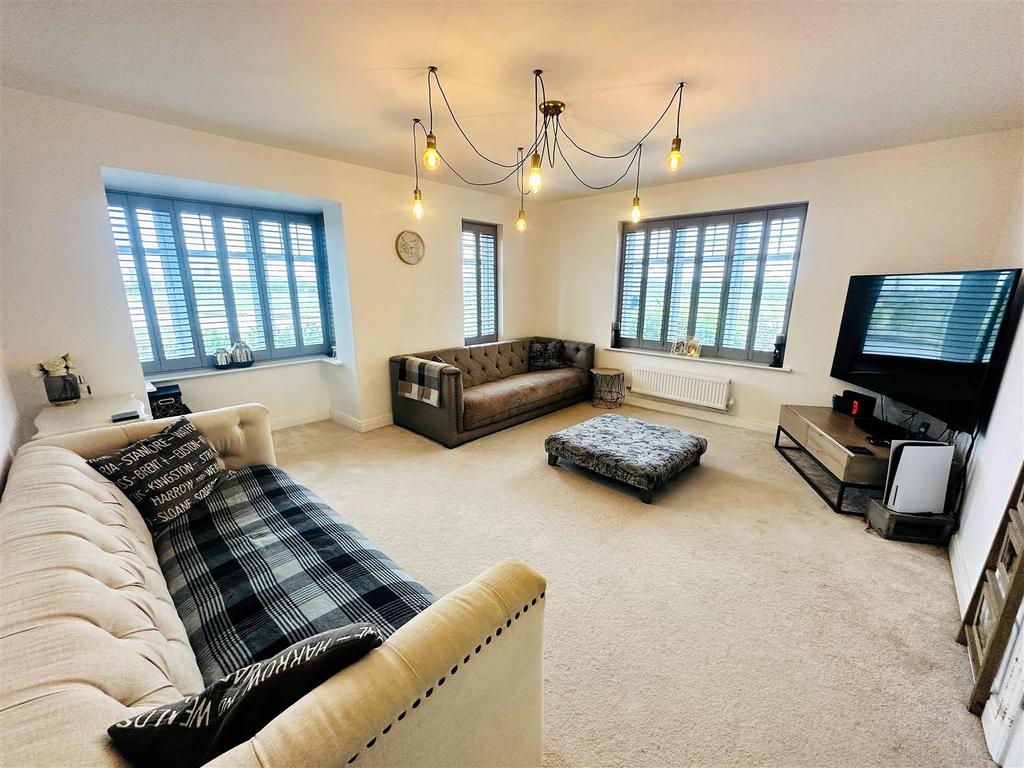 Grange Meadows, Selby 4 bed detached house - £390,000