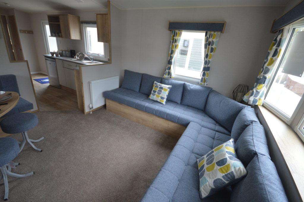 Dawlish Sands Holiday Park 2 bed static caravan - £62,500
