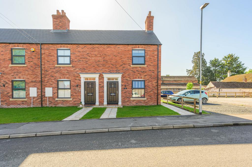 Lychgate View, Old Leake, PE22 2 bed end of terrace house - £165,000